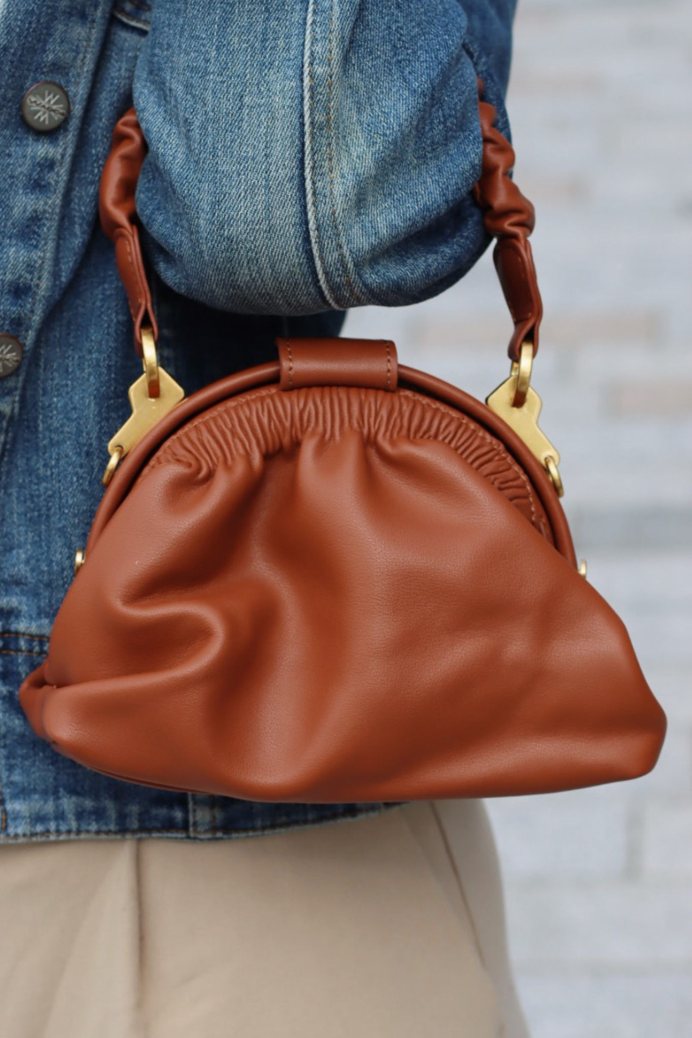 FREYA CLOUD BAG TAN – SÓMAS STUDIO